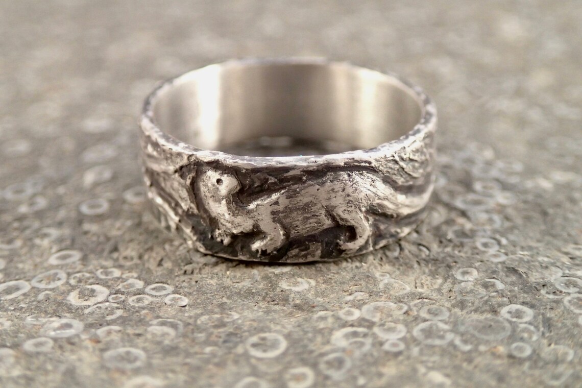 Otter Ring | Etsy