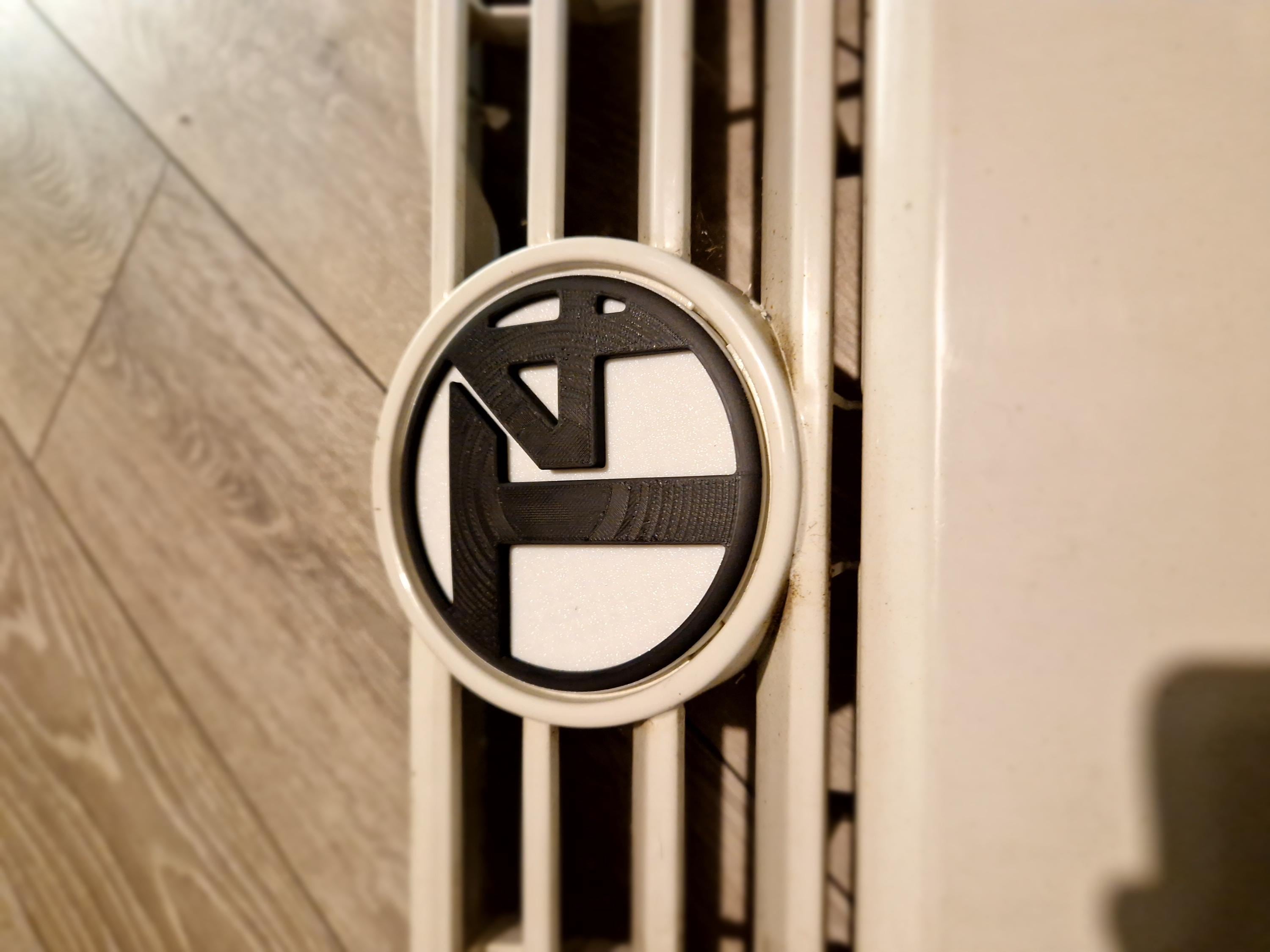 VW T4 Front Grill Badge - Etsy