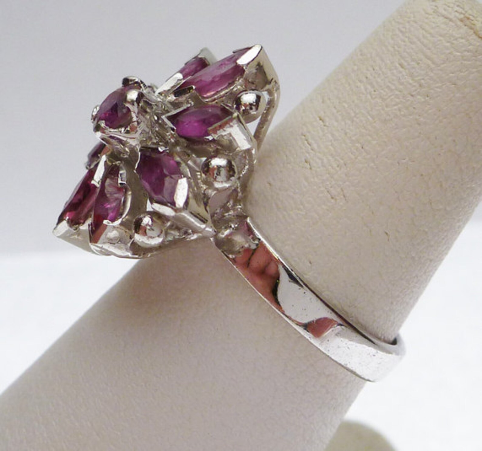 950 Silver and Ruby Star Flower Cluster Ring | Etsy