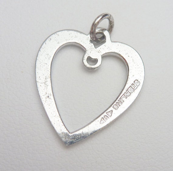 SS Etched Heart Outline Charm Sterling Silver - Gem