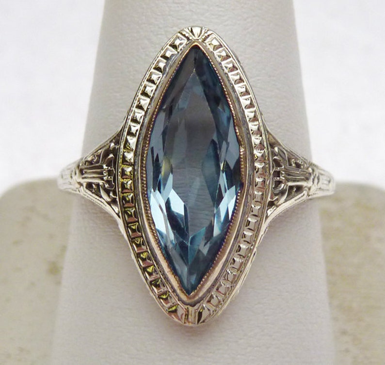 18K Art Nouveau Blue Marquise Filigree Ring - Etsy