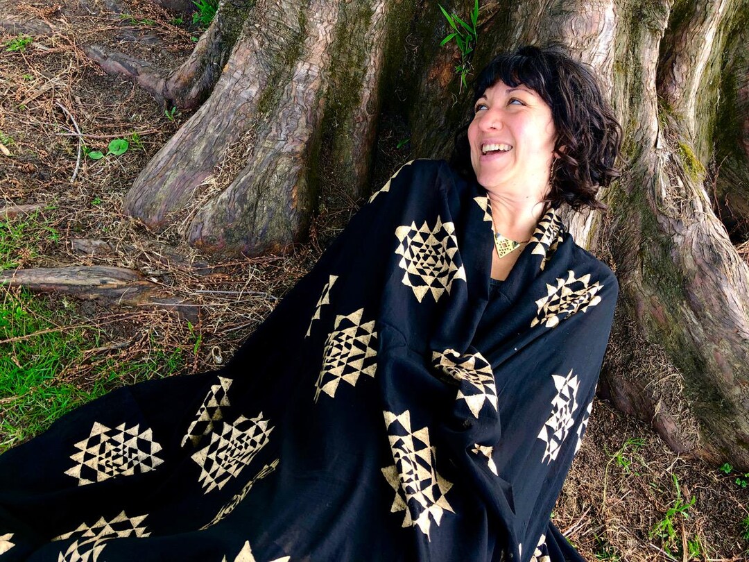 Black Sri Yantra Scarf / Sacred Geometry Festival Shade Scarf / Altar ...