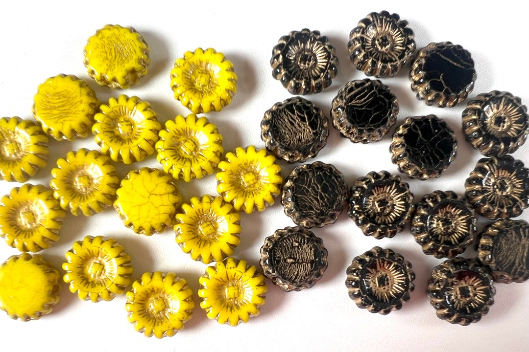 12mm Two 2 Hole Sunflower Flower Beads Czech Glass Sunflowers Vintage ...