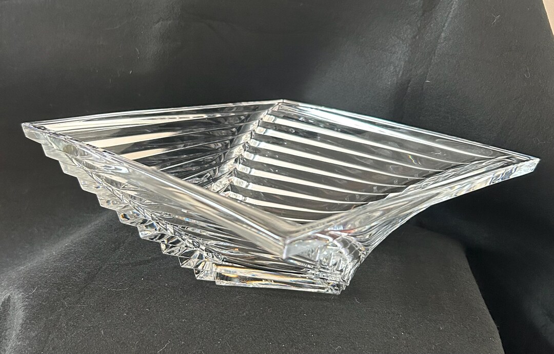 Vintage Reverse Staircase/shantung Pattern Crystal Bowl - JG Durand ...