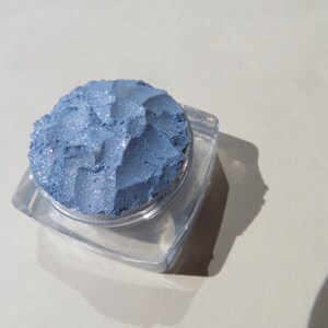 JESSE - Bright Sky Blue Shimmer Mineral Eyeshadow, Loose Pigments ...