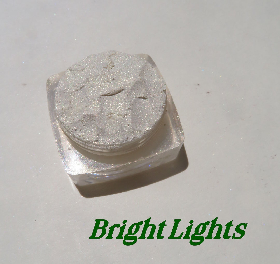 Bright Lights - Pale Gold Shimmer Mineral Eyeshadow: Vegan, Cruelty ...