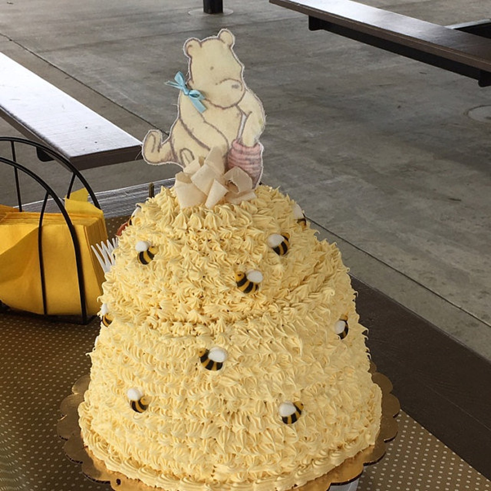 Classic Pooh Bear Cake Topper Fabric Winnie the Pooh Birthday - Etsy