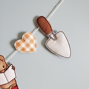 Peter Rabbit Banner, Peter Rabbit, Duck, Mouse Nursery Bunting, B222 - Etsy