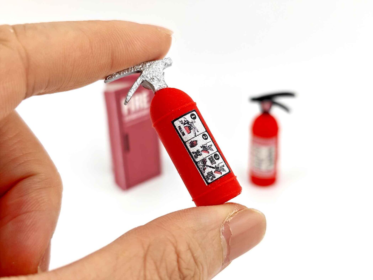 1:12 Scale Fire Extinguisher 3D STL Model for Dioramas (digital ...
