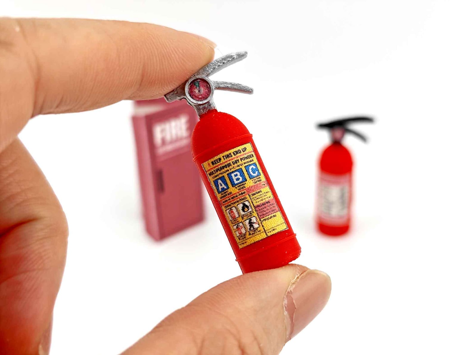 1:12 Scale Fire Extinguisher 3D STL Model for Dioramas (digital ...