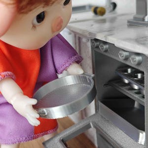 1:12 Miniature Baking Pans — STL File With Muffin, Roast, and Round ...