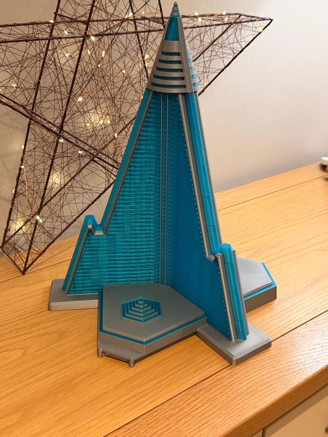 Ryugyong Hotel – 3D Printed Pyramid Skyscraper Model - Etsy