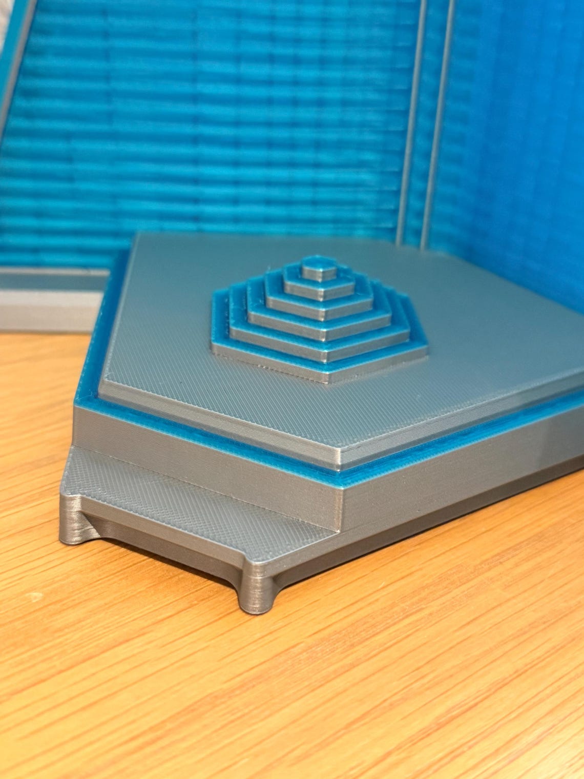 Ryugyong Hotel – 3D Printed Pyramid Skyscraper Model - Etsy