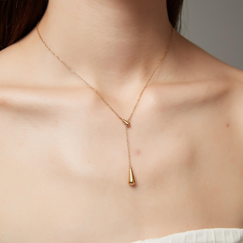 Gold Teardrop Necklace, Minimalist Droplet Lariat Necklace, Waterproof ...