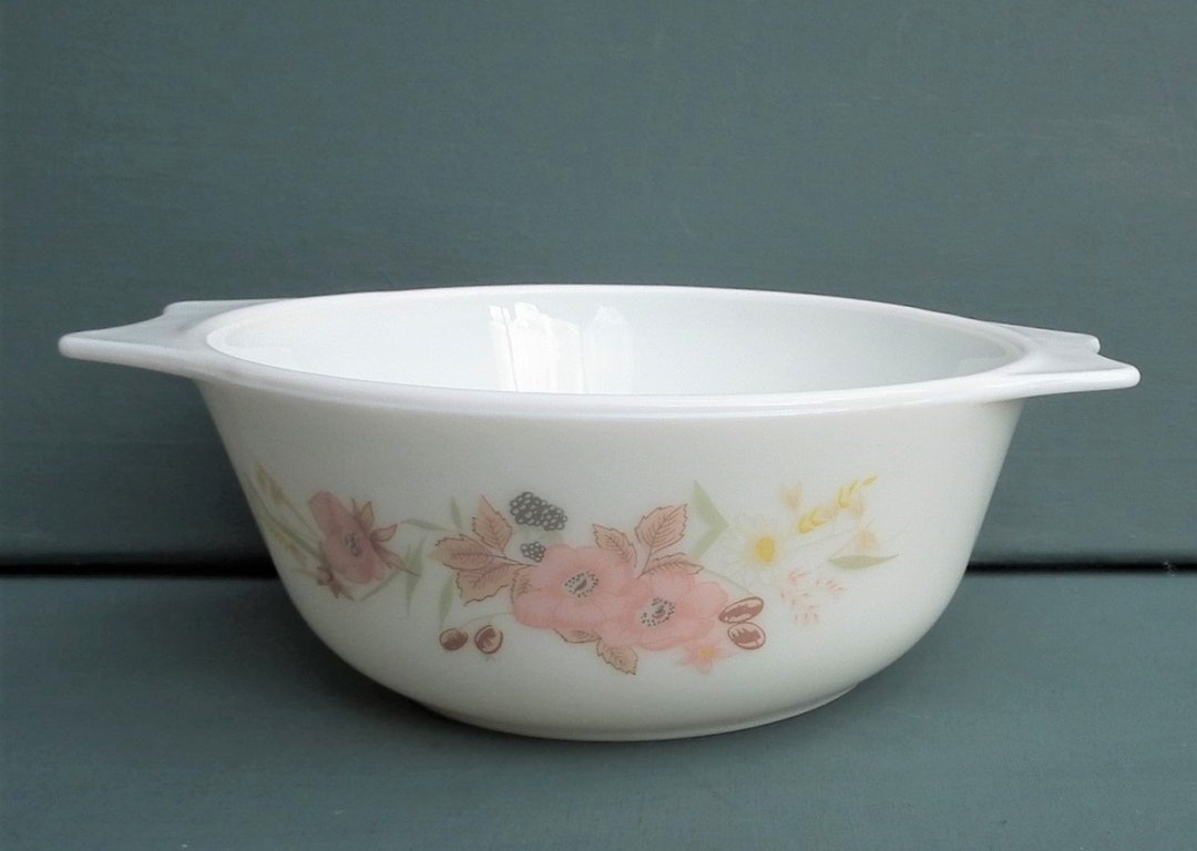 Small vintage 70s Pyrex serving dish bowl - floral pattern British ...