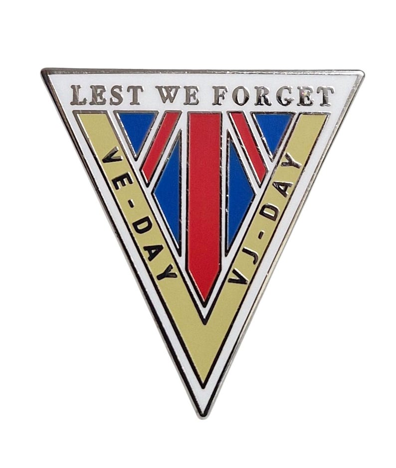 VE/VJ Day Lest We Forget Pin Badge - Etsy