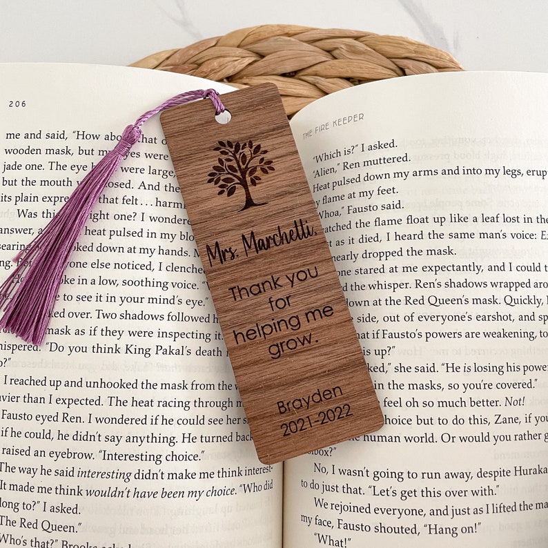 Personalized Teacher Bookmark // Thank You for Helping Me Grow - Etsy