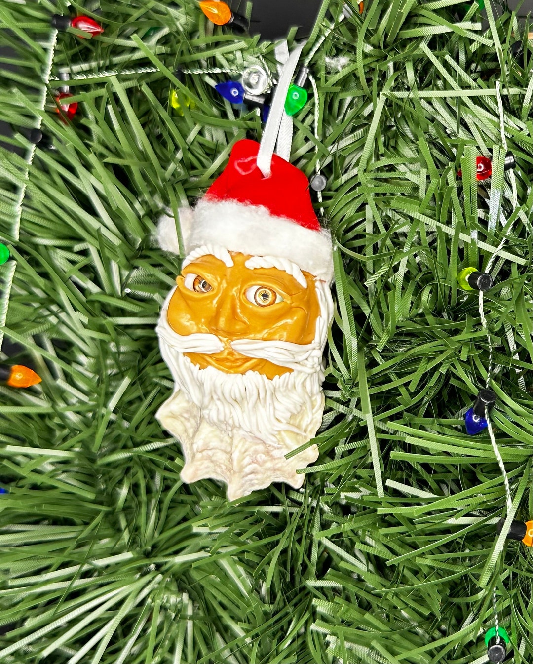 Hand-sculpted Santa Oyster Shell Christmas Ornament - Etsy