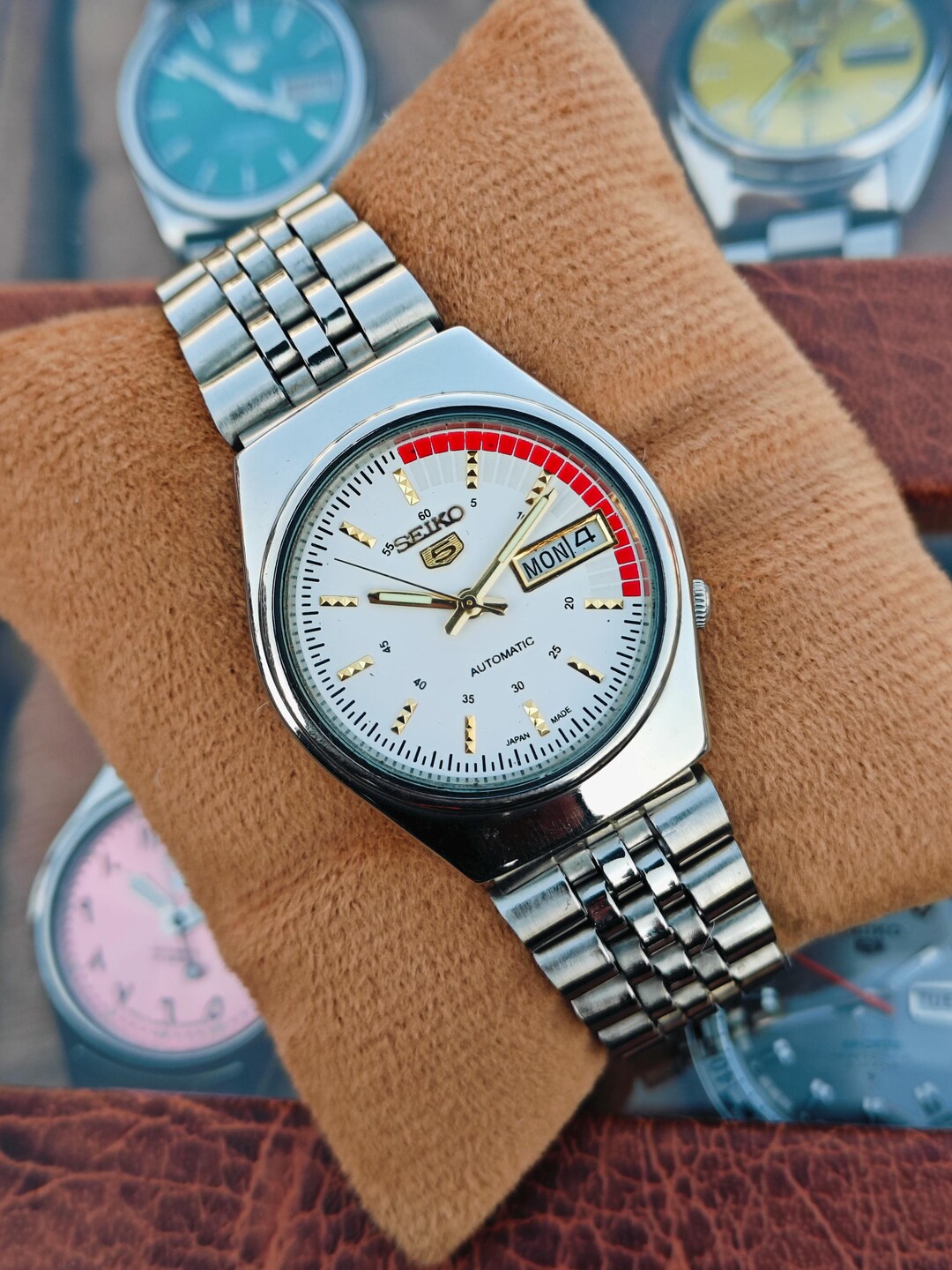 Refurbished Seiko 5 Men's Automatic Wrist Watch, Handmade Watch ...