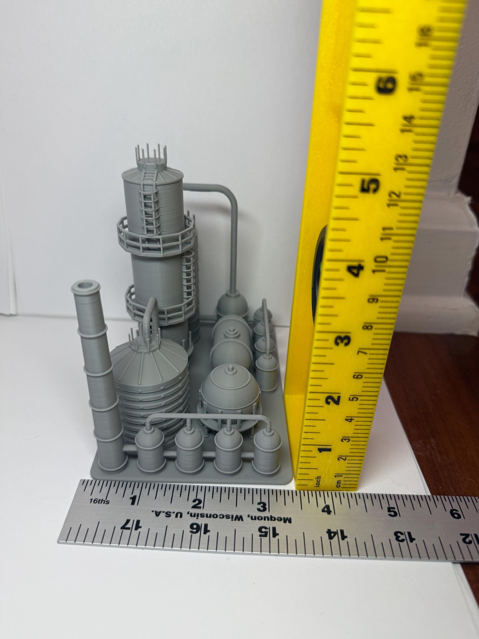 N Scale Oil Refinery / 1:160 Gauge/ No Assembly Required - Built and ...