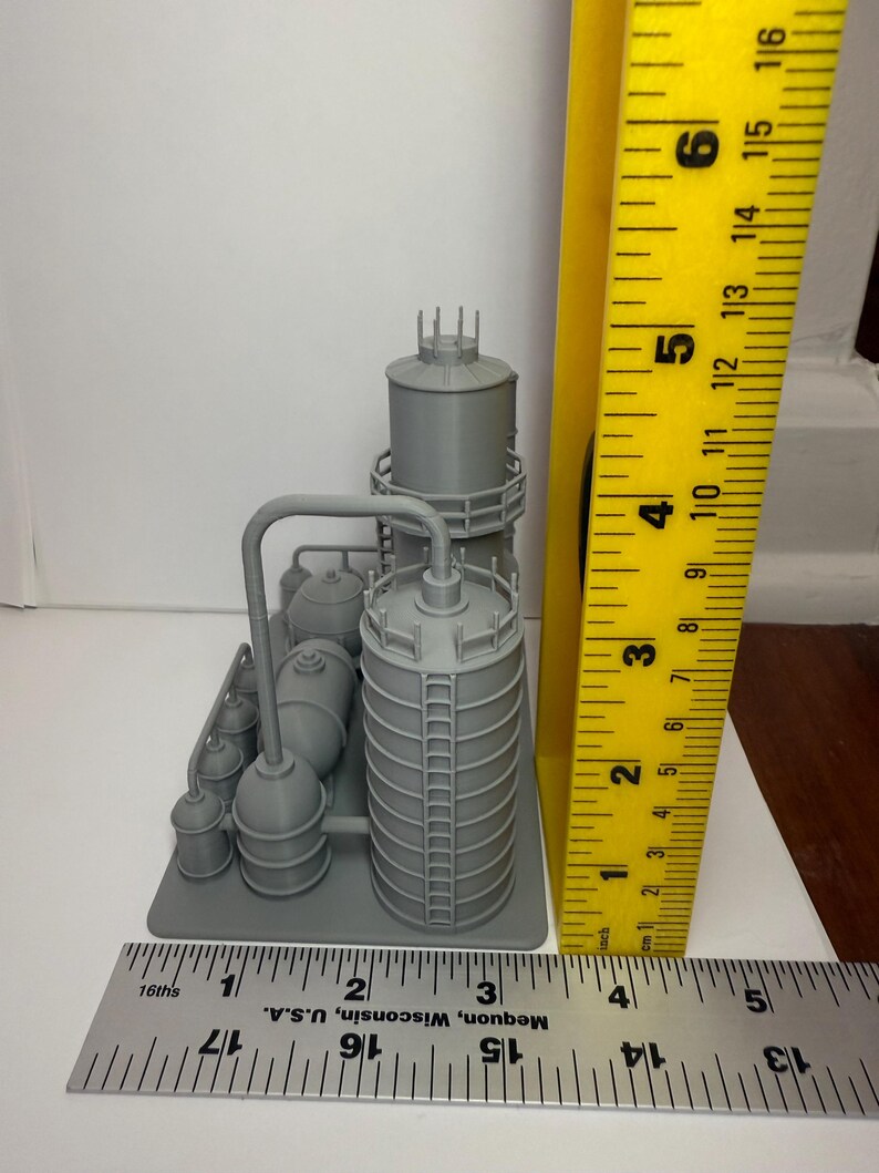 N Scale Oil Refinery / 1:160 Gauge/ No Assembly Required - Built and ...