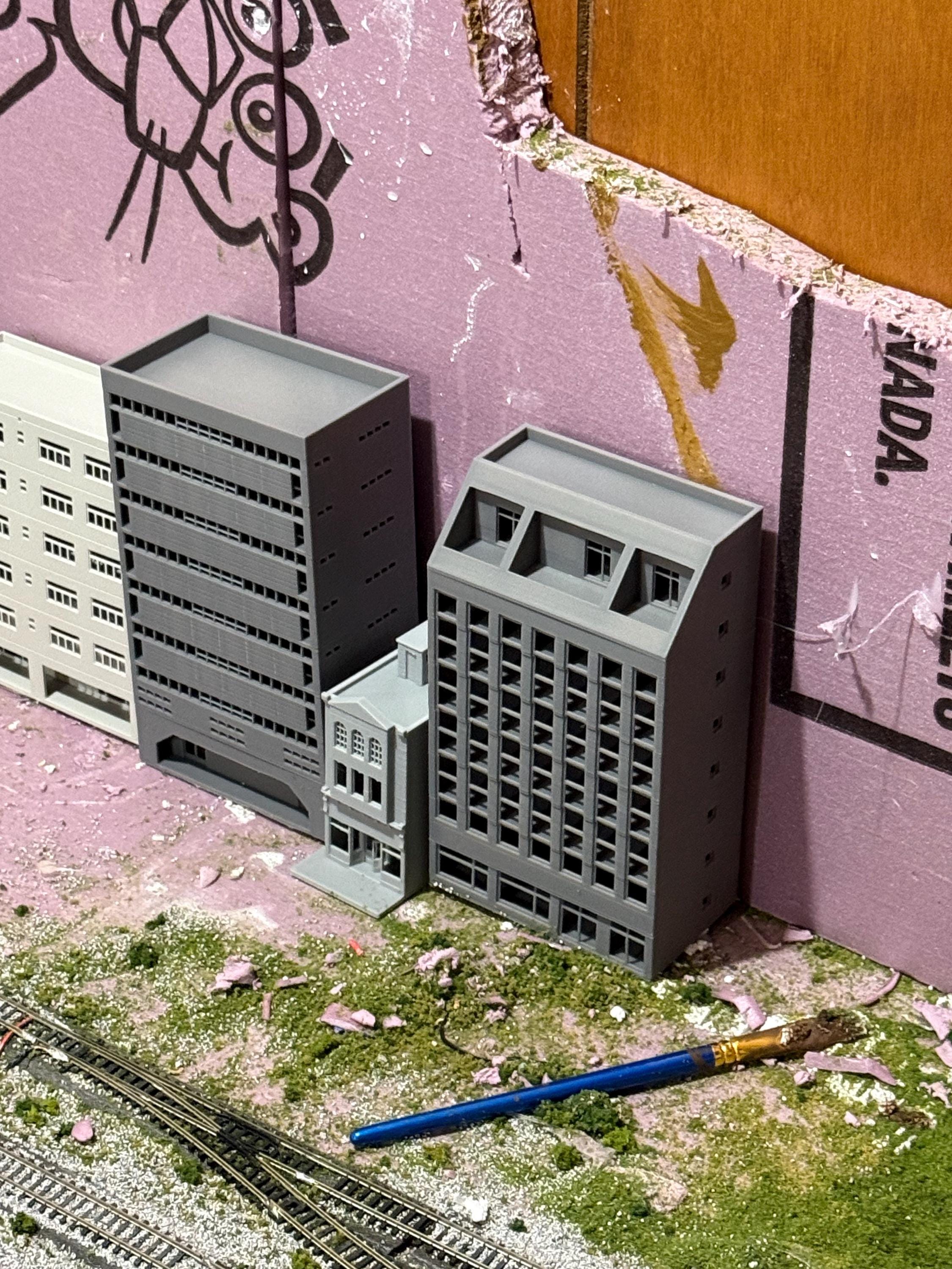 Skyscraper Highrise With Penthouses - N Scale 1:160 | Preassembled ...