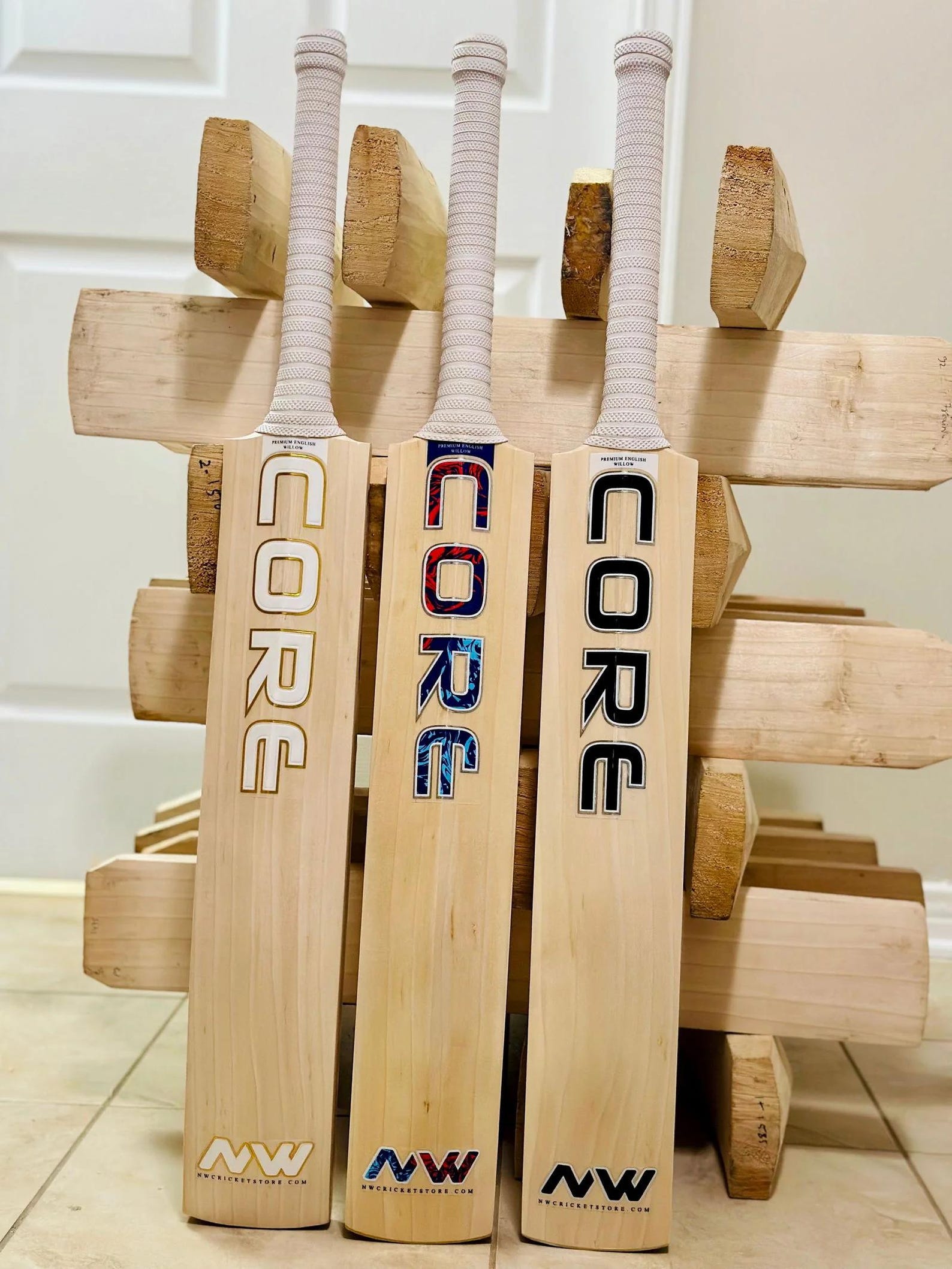 Custom Pro Grade 1+, 1 & 2 English Willow Cricket Bat. Fully Knocked ...