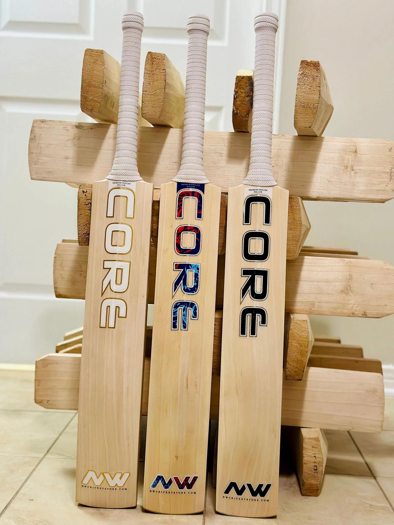 Custom Pro Grade 1+, 1 & 2 English Willow Cricket Bat. Fully Knocked ...