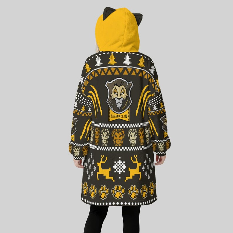 Savanaclaw Pastel Anime Blanket Hoodie: Chibi Character, Oversize ...