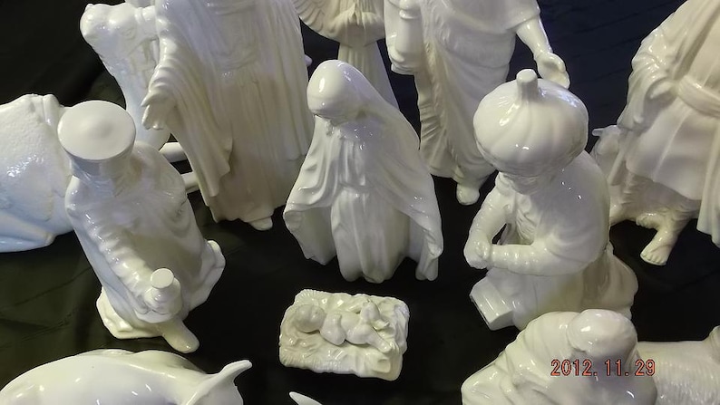 Large Clear Glazed Ceramic Nativity Scene - Etsy