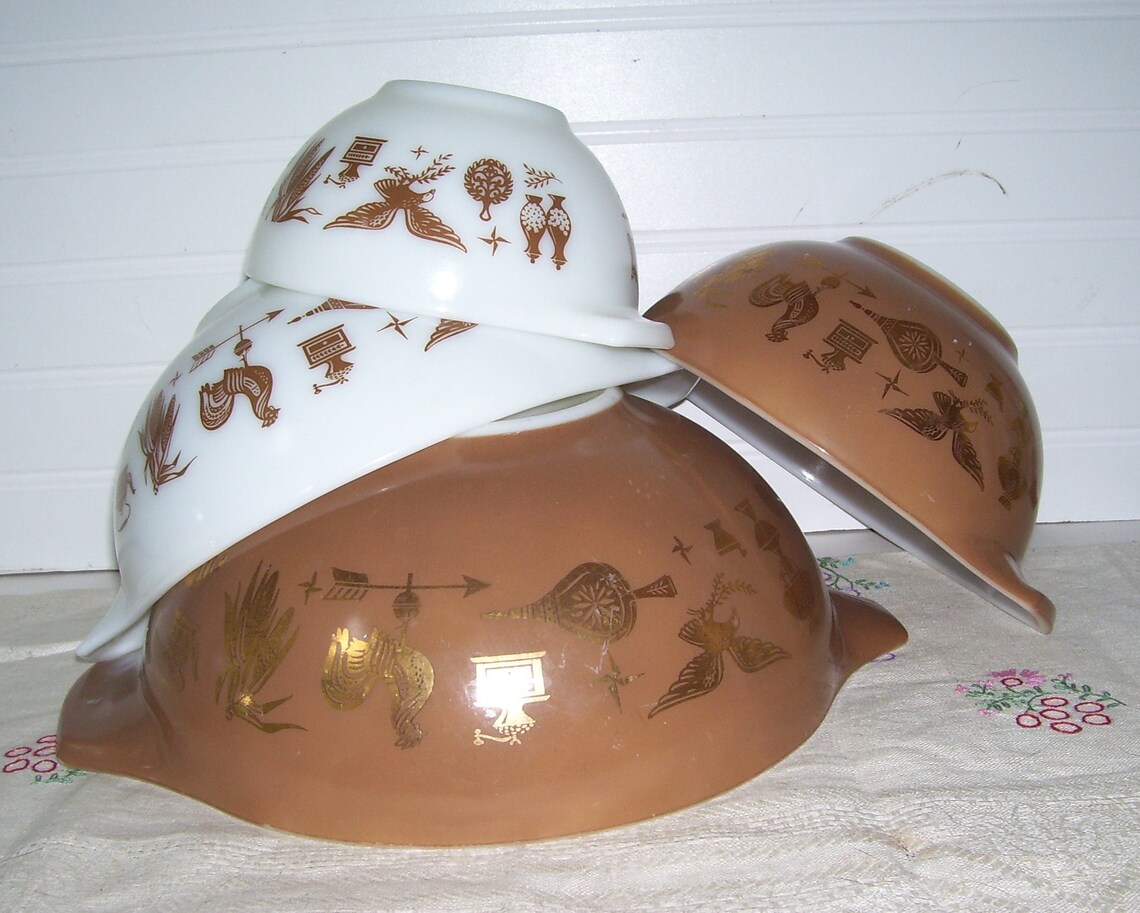 Pyrex Americana Stacking Bowl Set 441 442 443 444 - Etsy