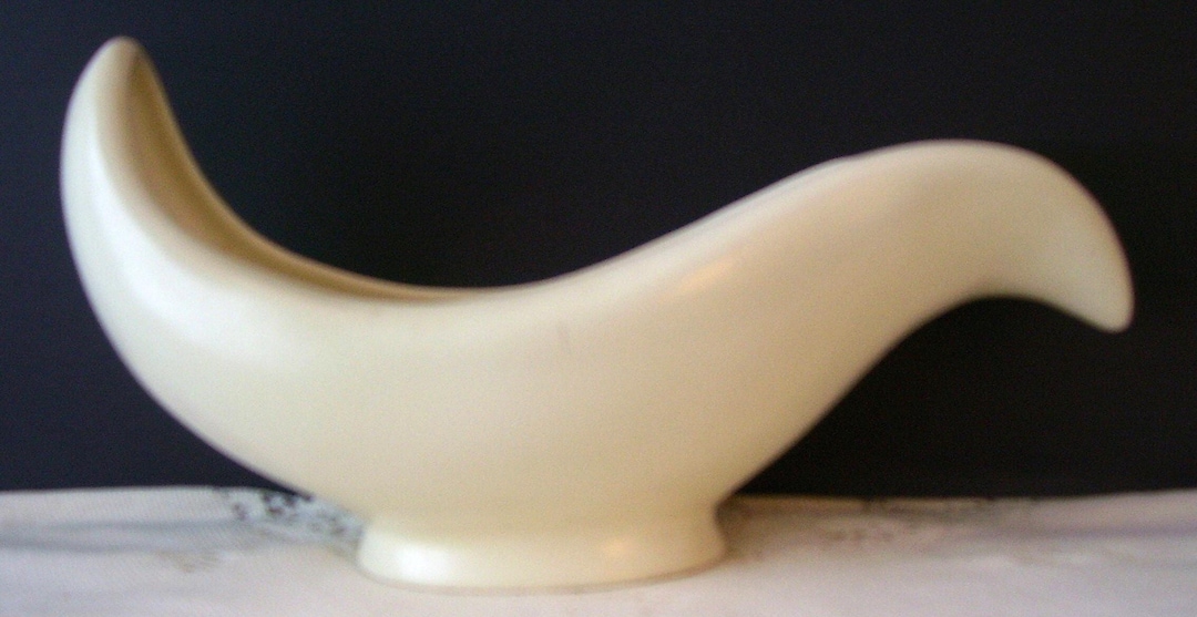 Red Wing White Console Bowl 1582 - Redwing Planter U.S.A. - Home Decor ...