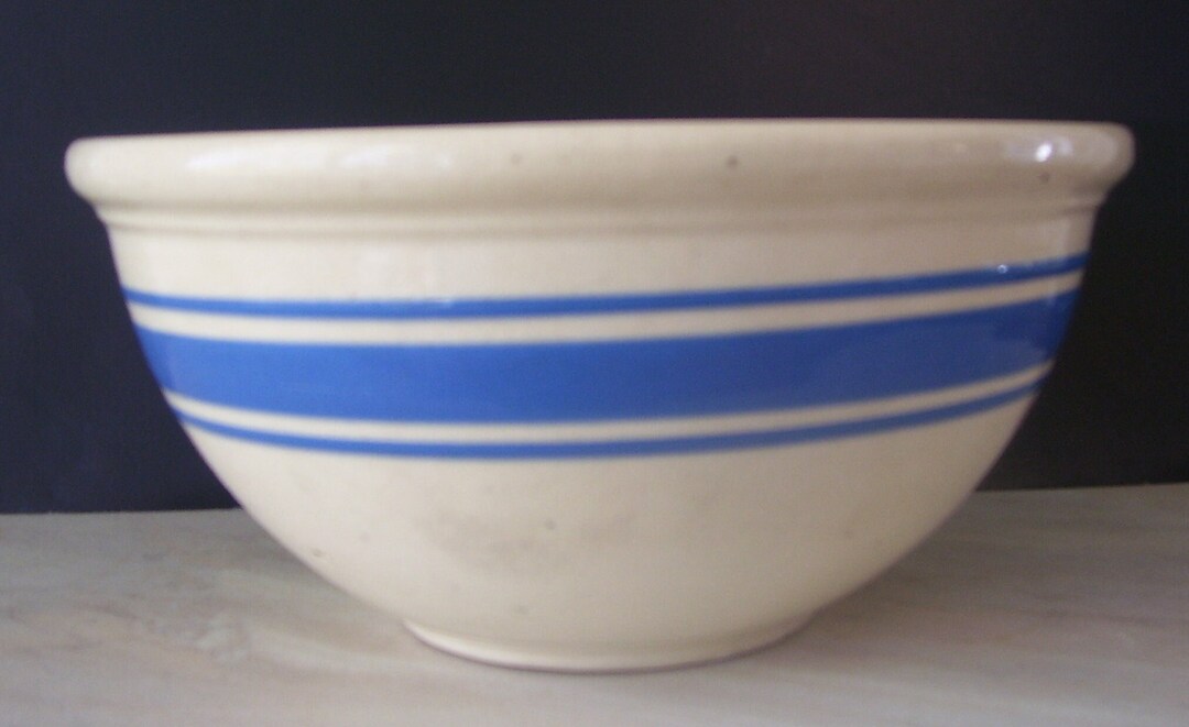 Vintage Blue Band Yellow Ware Bowl / Vintage Kitchen/ Weller?/ Vintage ...