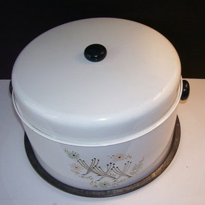 Vintage White Painted Metal Cake Saver With Cover, Cake - Pie Carrier ...