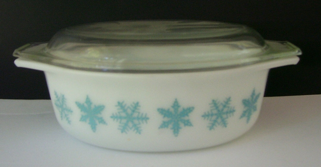 Vintage Oval Pyrex Snow Flake Refrigerator Dish -043 - 1 1/2 Qt ...
