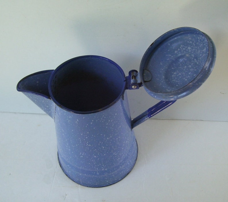 Antique Light Blue Speckled Enamel Graniteware Coffee Pot, 5 Cup Coffee ...