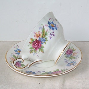 Springfield Bone China Floral Teacup and Saucer, Made in England, Gold ...