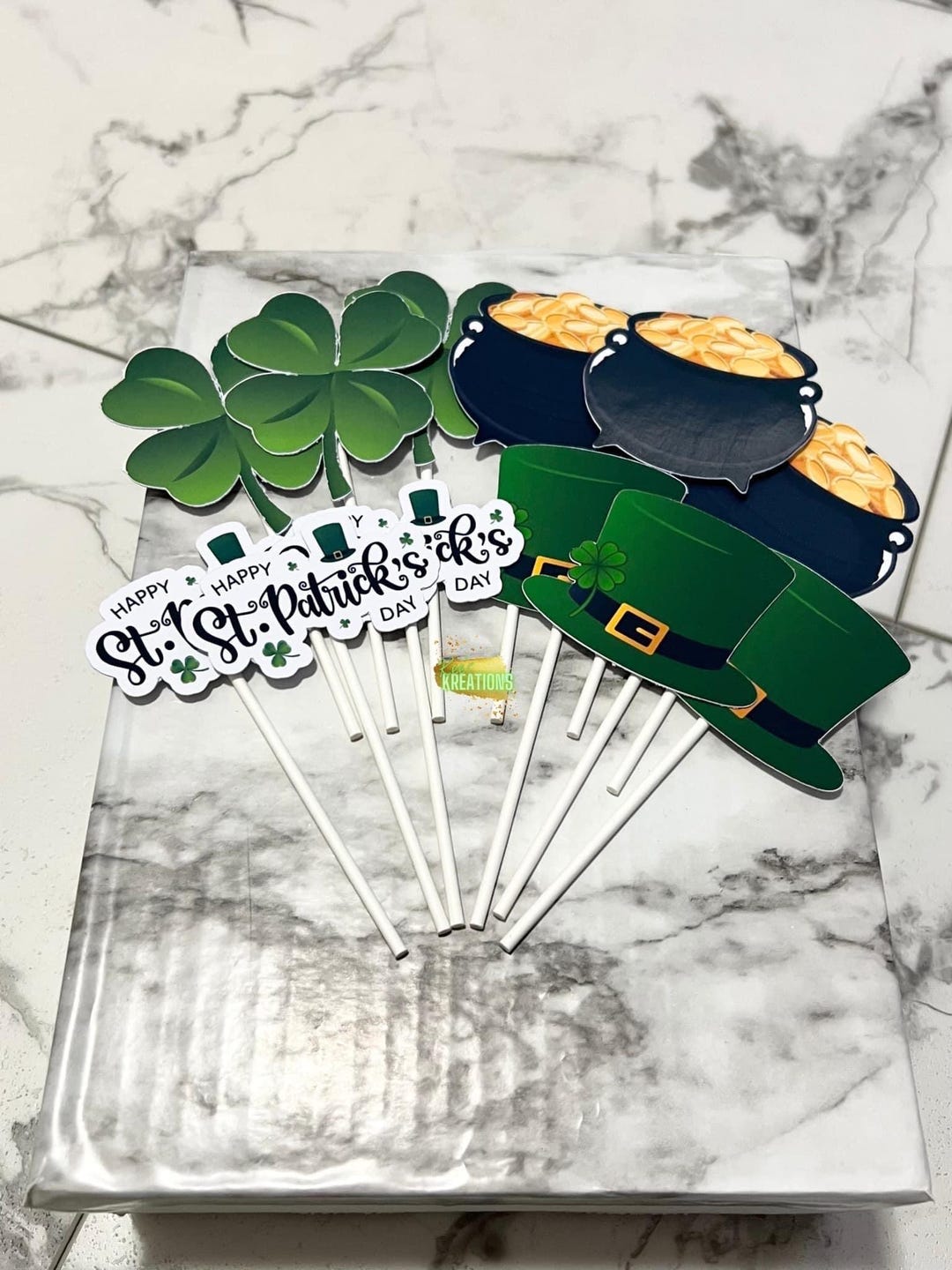 St. Patrick’s Day Theme Cupcake Toppers | St. Patrick’s Day Theme Party ...