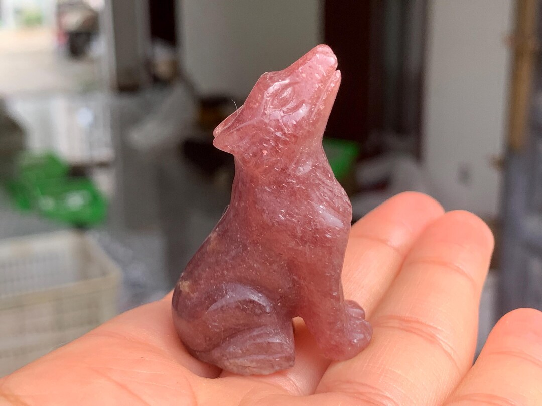 Strawberry Quartz Crystal Wolf Skull Carving: Home Decor Gift ...