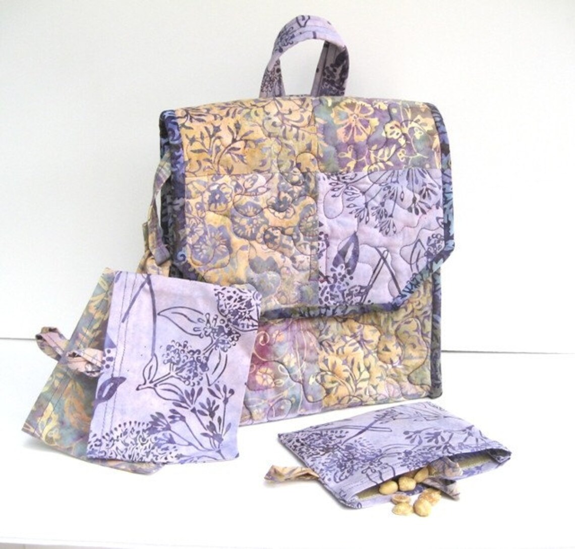 Book Lover's Insulated Lunch Bag PATTERN - A Quilting and Sewing Six ...