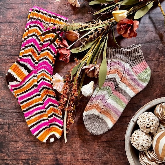 KNITTING PATTERN Easy Chevron Sock Set My Little Sister - Etsy