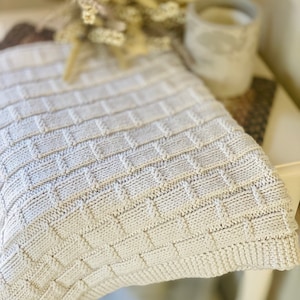 KNITTING PATTERN - Little Bundle Baby Blanket, Knitted Baby Blanket ...