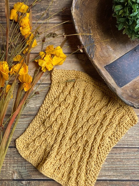 KNITTING PATTERN Mountain Crest Farmhouse Spa Cloth | Etsy