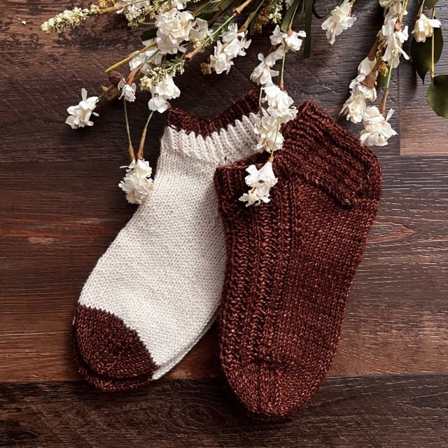 KNITTING PATTERN the Easy DK Shortie Sock Set Knitting - Etsy