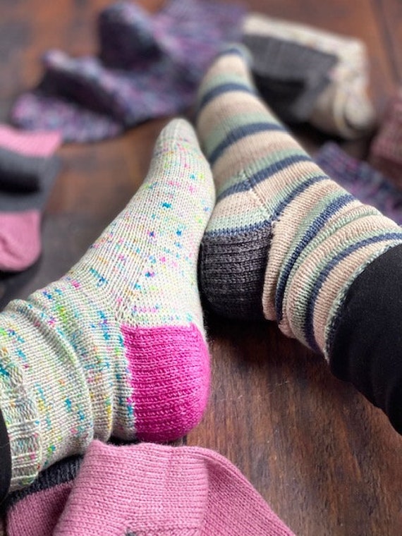 KNITTING PATTERN Basic Sock Tutorial Knitting Pattern Knit | Etsy