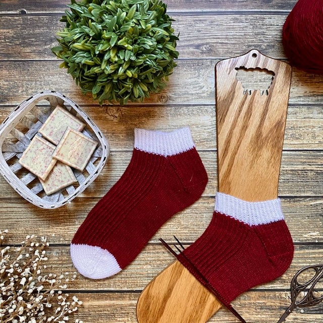 KNITTING PATTERN the Peppermint Socks Knitting Pattern Knit - Etsy