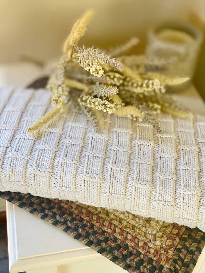 KNITTING PATTERN - Little Bundle Baby Blanket, Knitted Baby Blanket ...