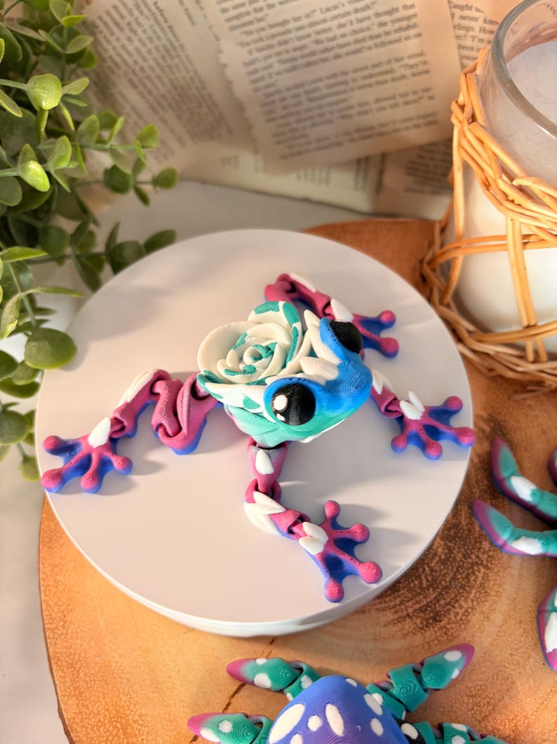 3D Printed Articulated Frog, Crab & Octopus: Northern Lights Cinderwing ...