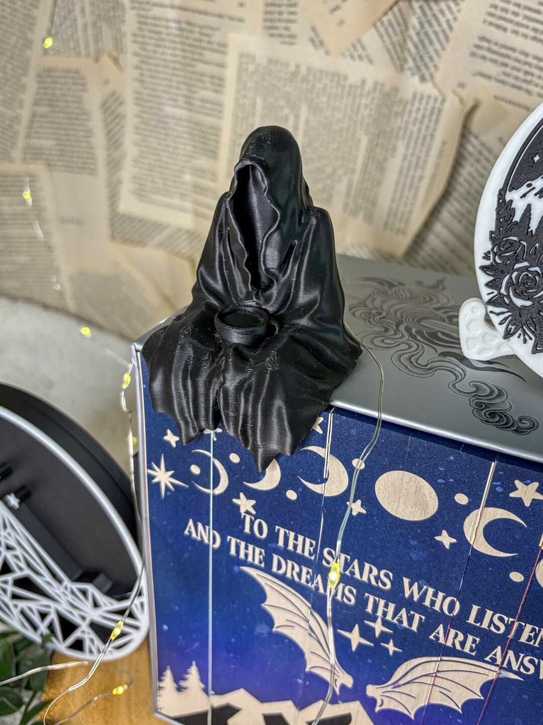 ACOTAR Suriel Figure 3D Printed Bookshelf Decor | Bookshelf Sign ...