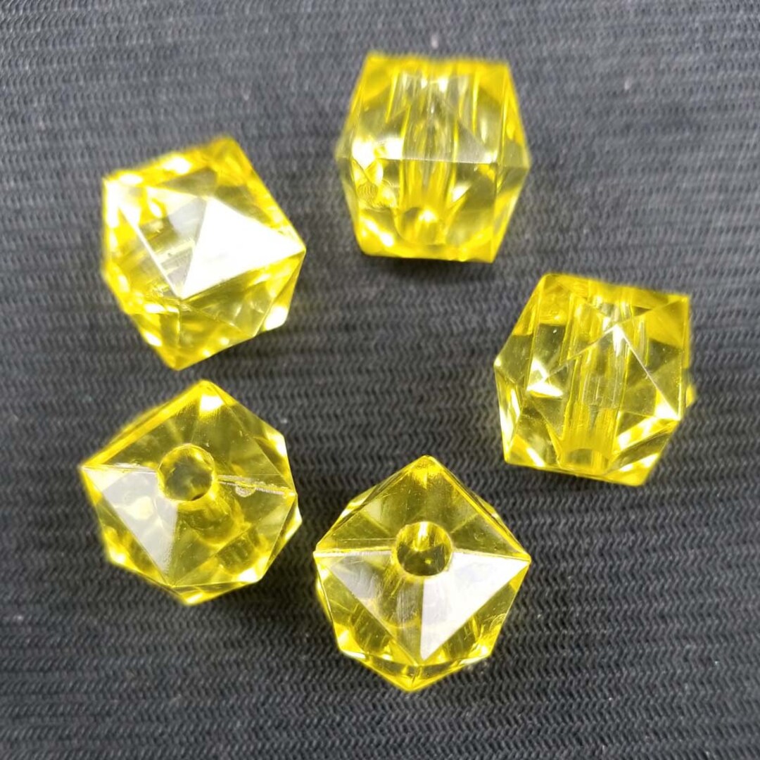 STOCK YOUR STORE - Cube (10mm, 14mm): 13 Colors. Square Acrylic Plastic ...